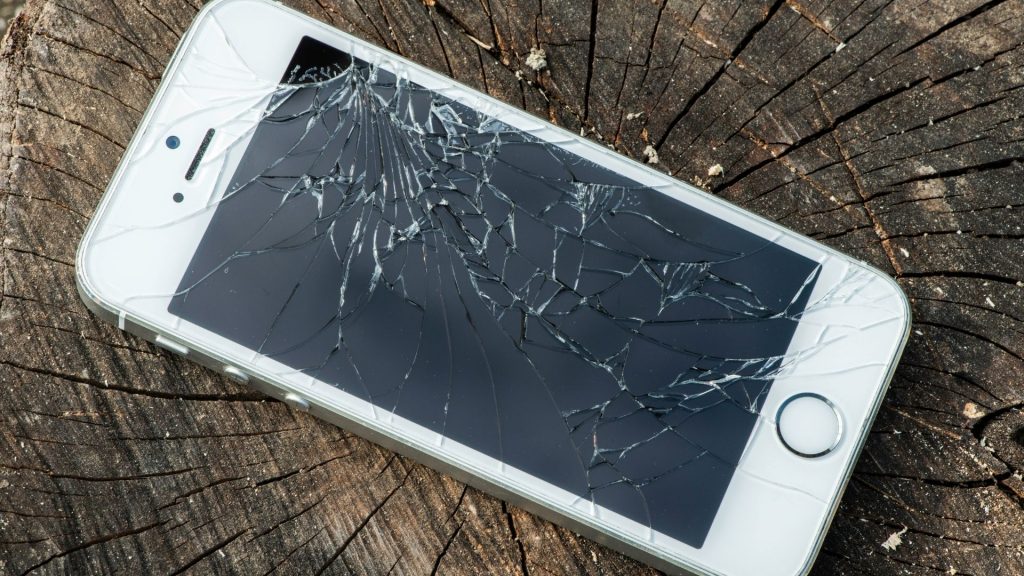7 Most Common Cell Phone Problems And Their Solutions